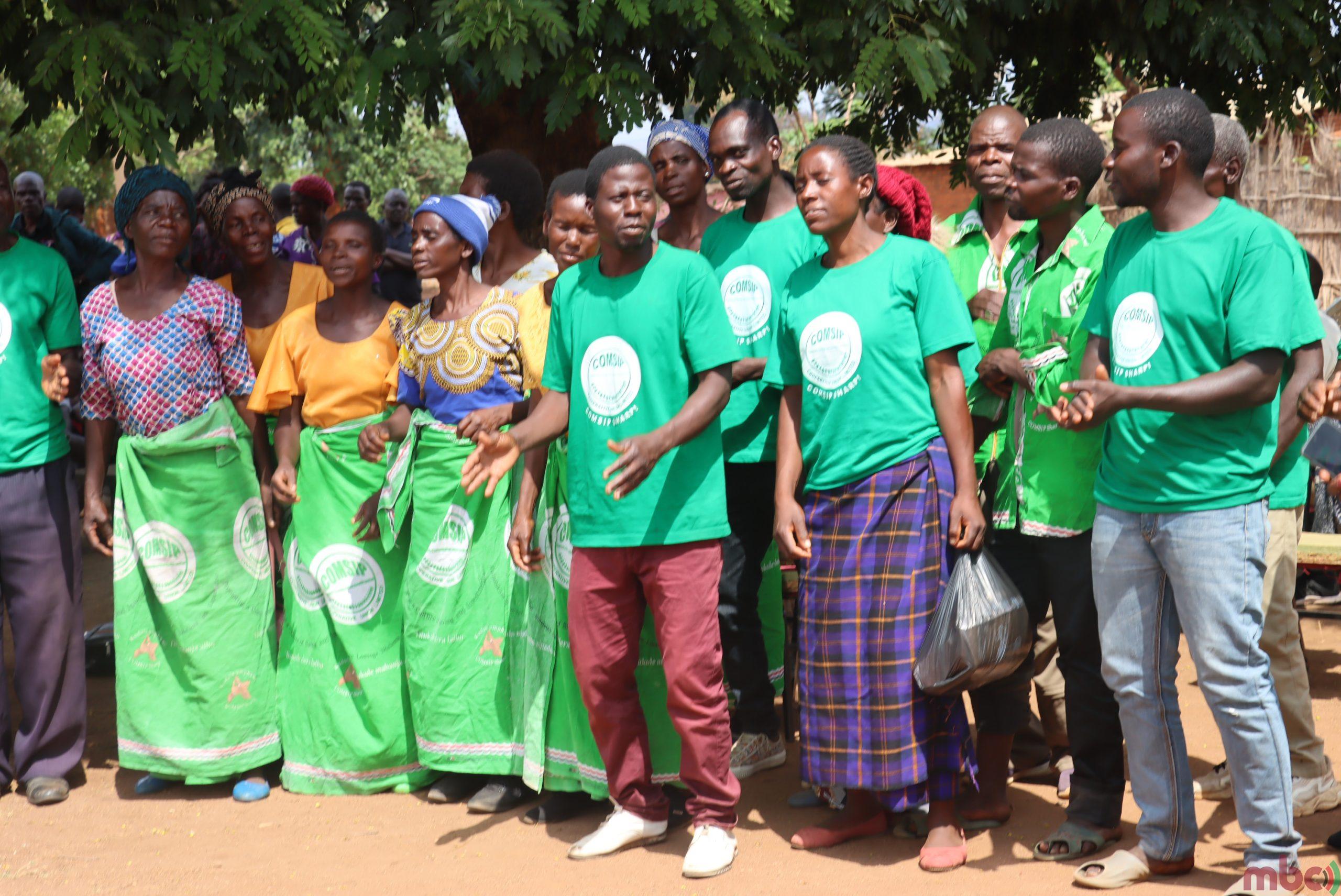 COMSIP yapereka K2.6 biliyoni ku ntchito yokuza ulimi - Malawi ...